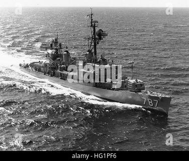 The USS James E. Kyes (DD-787) is refueled at sea in 1965 ...