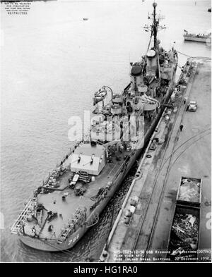 USS Richard B. Anderson (DD-786) underway at sea, 8 August 1964 ...