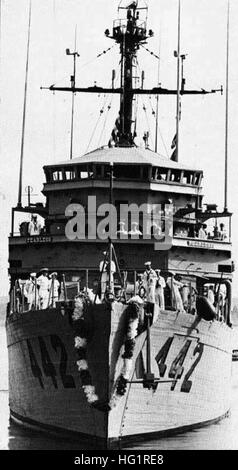 USS Fearless (MSO-442 Stock Photo - Alamy