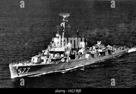 USS Sproston (DDE-577) underway in 1958 Stock Photo - Alamy
