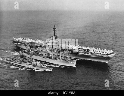 USS Pictor (AF-54) replenishing USS Yorktown (CVA-10) and USS Bausell ...