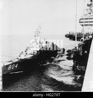 USS Rooks (DD-804) underway in 1956 Stock Photo - Alamy