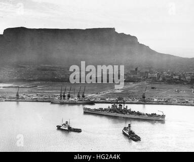 USS Huntington (CL-107) at Cape Town in October 1948 Stock Photo - Alamy