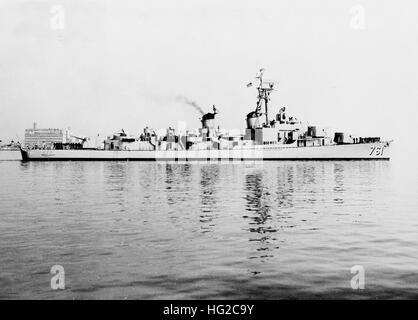 USS Buck (DD-761) off the San Francisco Naval Shipyard on 28 March 1957 ...