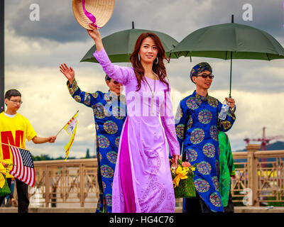 Portland, Oregon, USA - June 11, 2016: Rim Rock Riders Rodeo Queen ...