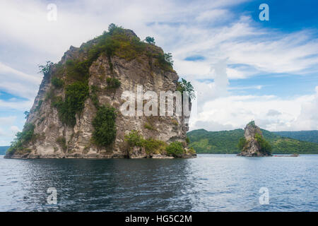 The Beehives (Dawapia Rocks) in Simpson Harbour, Rabaul, East New ...
