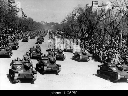 The Nazi propaganda picture shows the march of the fascist Falange ...