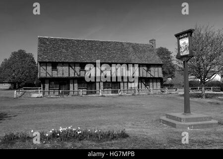 The Village, Elstow, Bedfordshire Stock Photo - Alamy