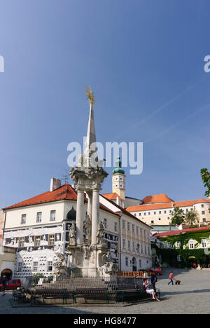 Mikulov (Nikolsburg): Main square with house to the knights (sgraffiti ...