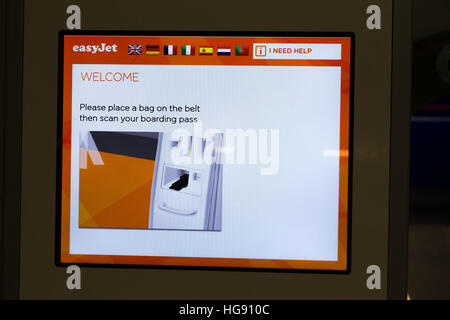 Easyjet passenger bag drop baggage dropping off point for luggage check ...