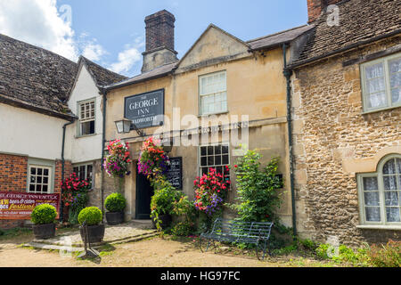The George Inn in Lacock Village, Wiltshire. A Wadworth Brewery English ...