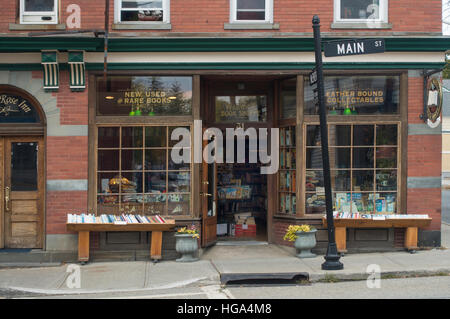 main street shops Warwick New York Stock Photo - Alamy