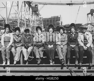 Women welders in World War II, circa 1940's Stock Photo - Alamy