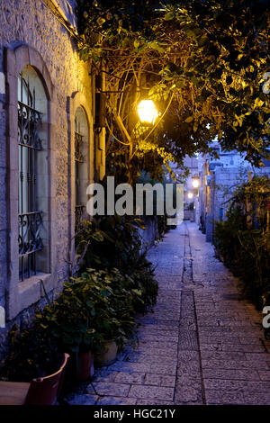 An alley in Musrara neighbourhood also known by its Hebrew name ...