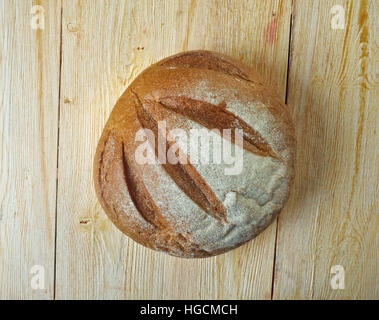 Rewena bread traditional Maori sourdough potato bread.Polynesian ...