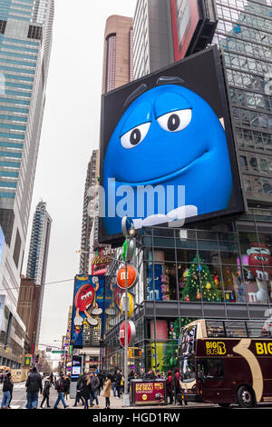 M&M Store, Times Square, New York Stock Photo - Alamy