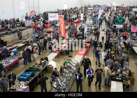 Dallas, USA. 7th Jan, 2017. People visit the Dallas Gun Show in Dallas ...