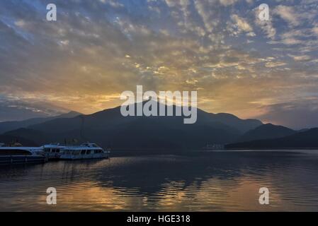 Nantou. 8th Jan, 2017. Photo taken on Jan. 8, 2017 shows the morning ...