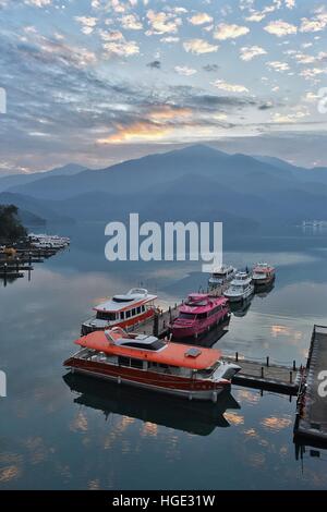 Nantou. 8th Jan, 2017. Photo taken on Jan. 8, 2017 shows the morning ...