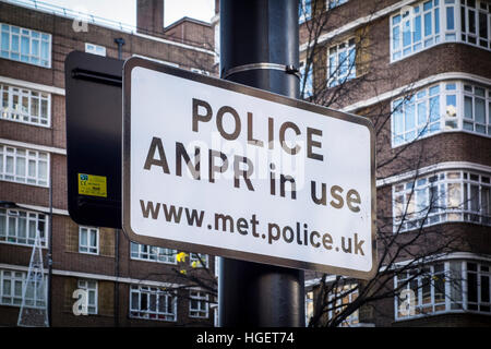 Police Automatic Number Plate Recognition ANPR in use in central Stock Photo: 101647943 - Alamy