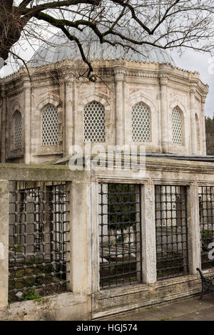 Old Ottoman House in Istanbul in Turkey in Middle East Asia. Housing ...