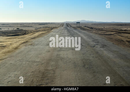 Salt road between Mile 108 and Swakopmund, along the Skeleton Coast of ...