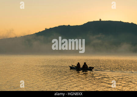 canoe kayak early morning dawn sunrise golden gold Stock Photo - Alamy