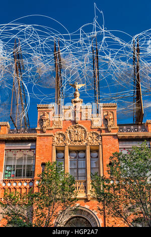 Antoni Tapies Foundation building facade, Barcelona Stock Photo - Alamy
