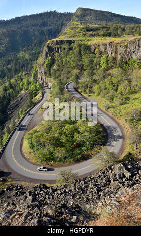 Rowena Loop on the Historic Columbia River Scenic Byway, Columbia River ...