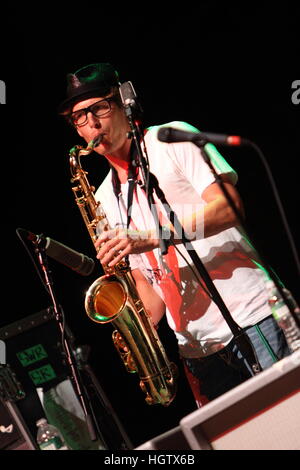 saxaphone music play live performance honk blow wind instrument Stock ...