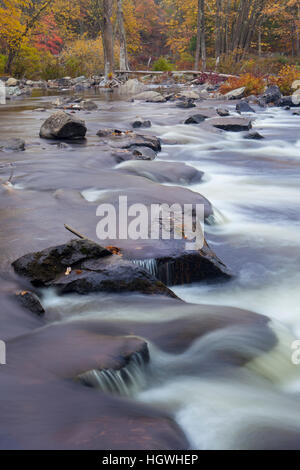 Packers Falls on the Lamprey River in Durham, New Hampshire. Fall Stock ...