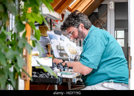 Guardian cartoonist Steve Bell Stock Photo - Alamy