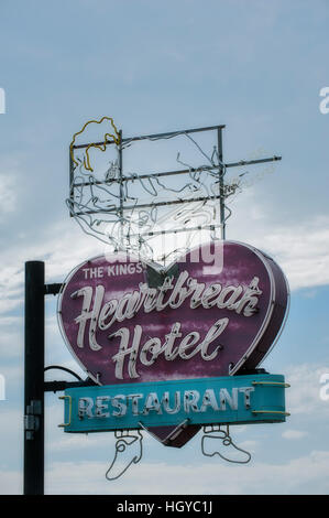 Heartbreak Hotel, Graceland, Memphis Stock Photo - Alamy