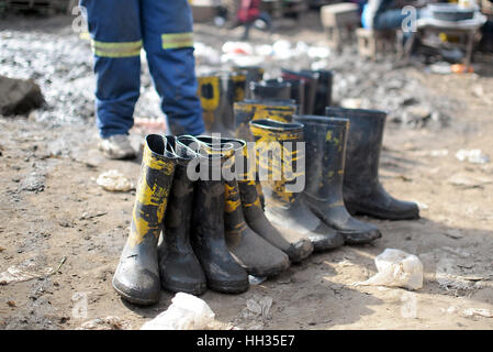 Lusaka, Zambia. 11th Mar, 2016. Marijuana on offer inside the Chibolya ...