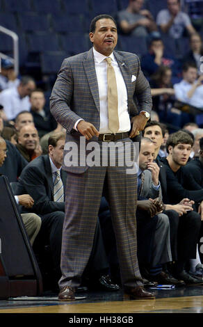 Georgetown head coach Ed Cooley in action during the second half of an ...