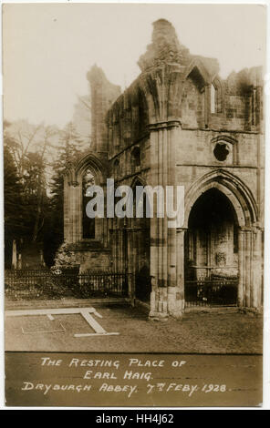 Grave of Douglas Haig at Dryburgh Abbey Stock Photo - Alamy