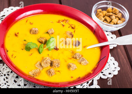 Spiced carrot puree with croutons Stock Photo - Alamy