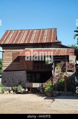 House in Preah Dak Village in Siem Reap in Cambodia Stock Photo - Alamy