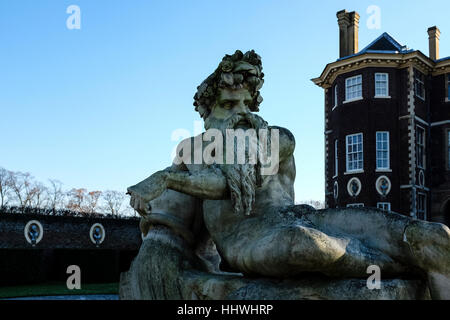 Coade stone statue of Father Thames by John Bacon the younger at Ham ...