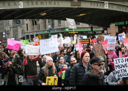 Tens of Thousands Attend Women’s March In New York Stock Photo - Alamy