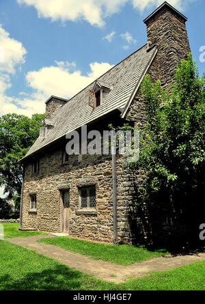 Guilford, Connecticut: Historic stone 1639 Rev. Henry Whitfield House ...