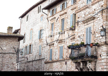House made with stones. Assisi, Umbria. Italy Stock Photo - Alamy