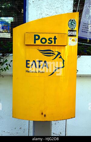 A Greek ELTA Hellenic Post postbox by a beach Stock Photo: 61368882 - Alamy
