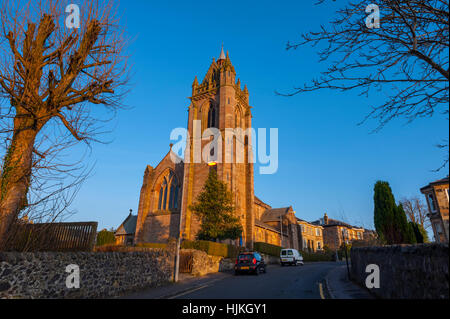 The steeple of St Columba Church of Scotland Parish Church on St Stock ...
