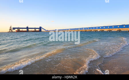 Kwinana Grain Terminal Jetty Stock Photo - Alamy