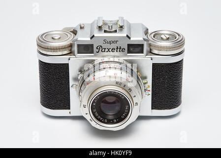 Braun Super Paxette I is a series of 35mm film rangefinder cameras made ...