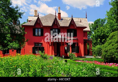 Woodstock, Connecticut: 1846 Roseland Cottage built in the Gothic ...