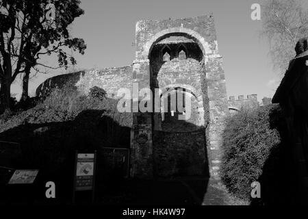 EXETER / ROUGEMOUNT CASTLE GATE HOUSE WALL Stock Photo - Alamy