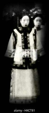 As the Empress of Qing Dynasty China Stock Photo - Alamy