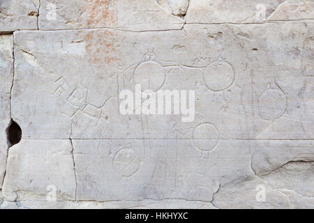 Native rock carvings at Writing-On-Stone Provincial Park and Stock ...